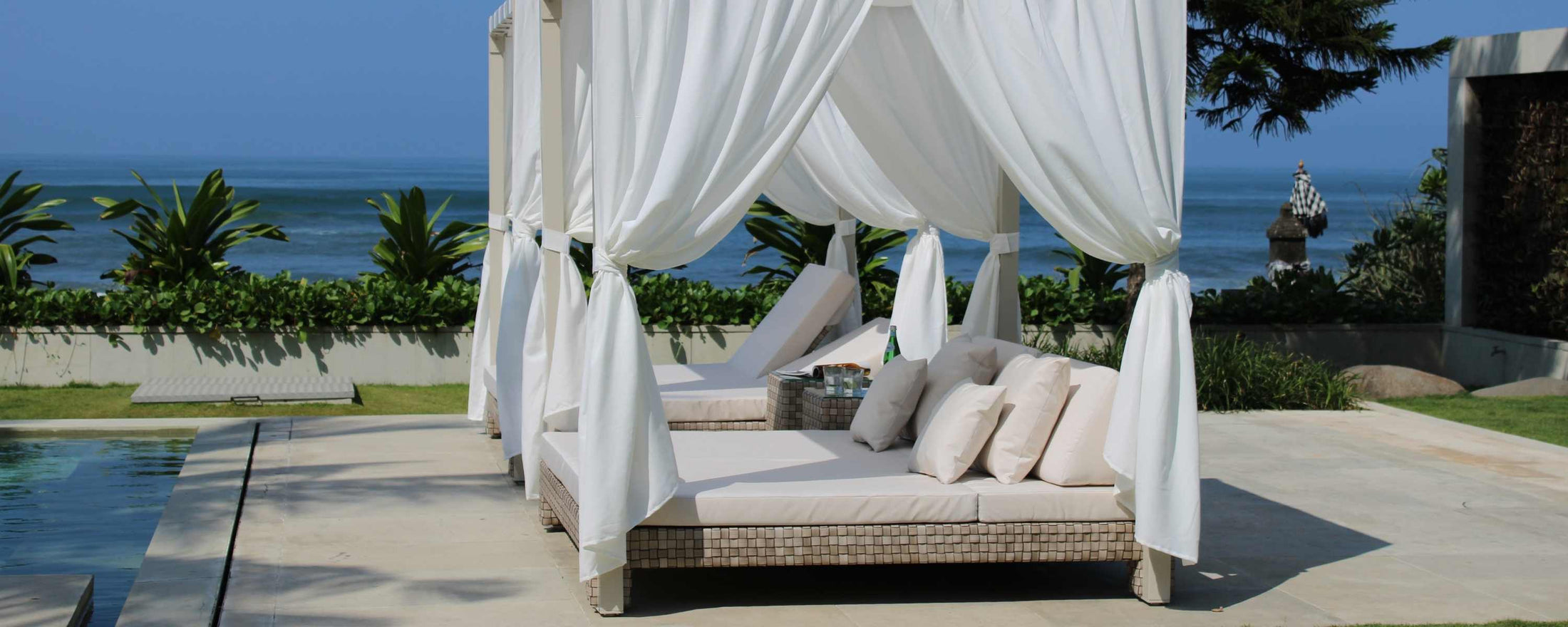 Outdoor Daybeds – Eunice Taylor