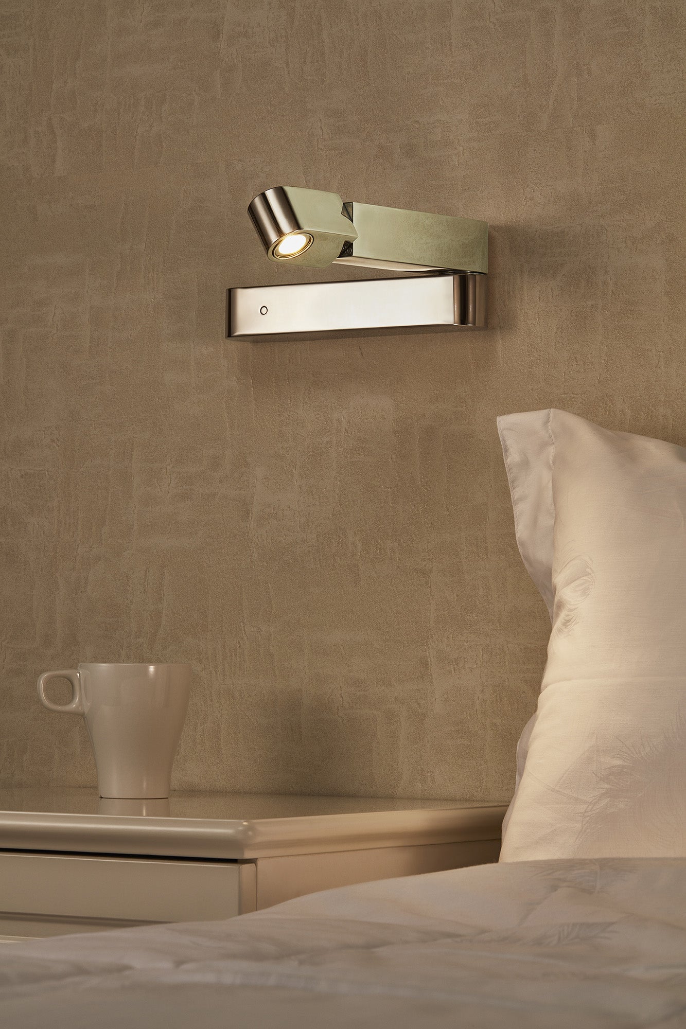 Kempinski Wall Lamp – Eunice Taylor